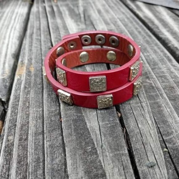Rustic Cuff | Jewelry | Vintage Rustic Cuff Maroon Patent Leather ...